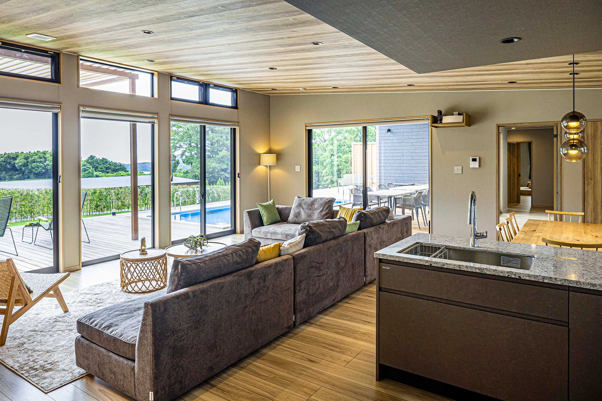 お部屋 | 志摩グリーンアドベンチャー グランピングフィールド【三重 志摩】｜【リゾグラ】リゾートグランピングドットコム